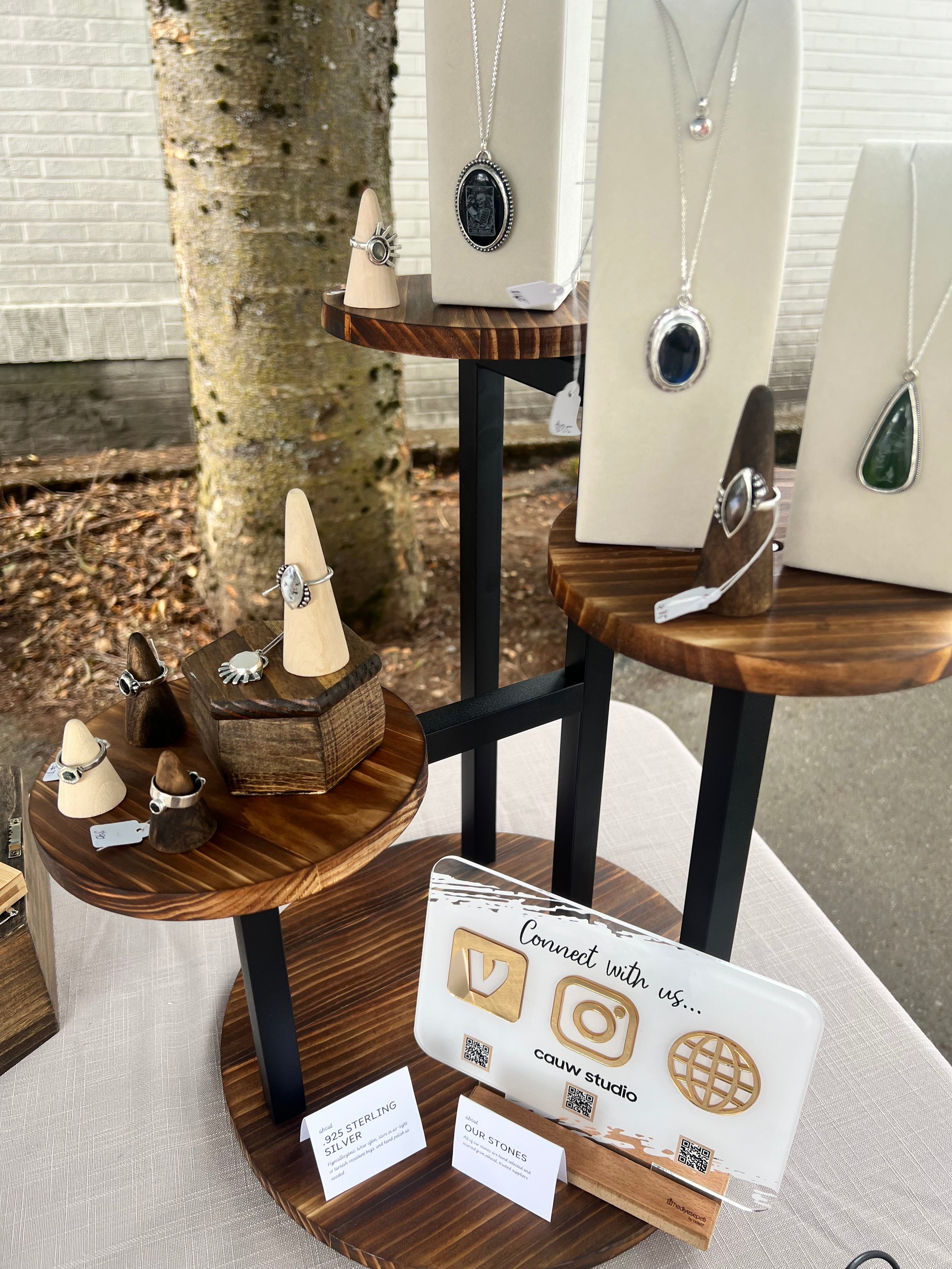 earrings – cauw studio